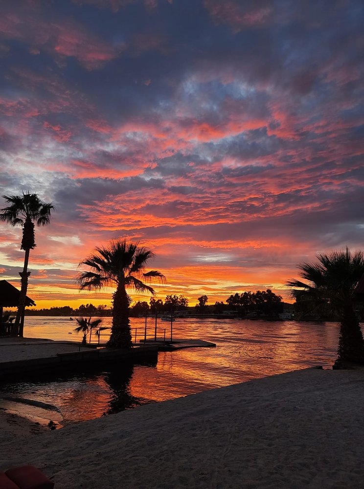 PIRATES DEN RESORT - Updated December 2024 - 24 Photos & 37 Reviews ...