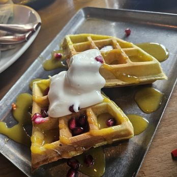 LINGER - Updated May 2024 - 3883 Photos & 4078 Reviews - 2030 W 30th ...