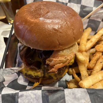 MUDDY COW - Updated December 2025 - 59 Photos & 146 Reviews - 1244 ...