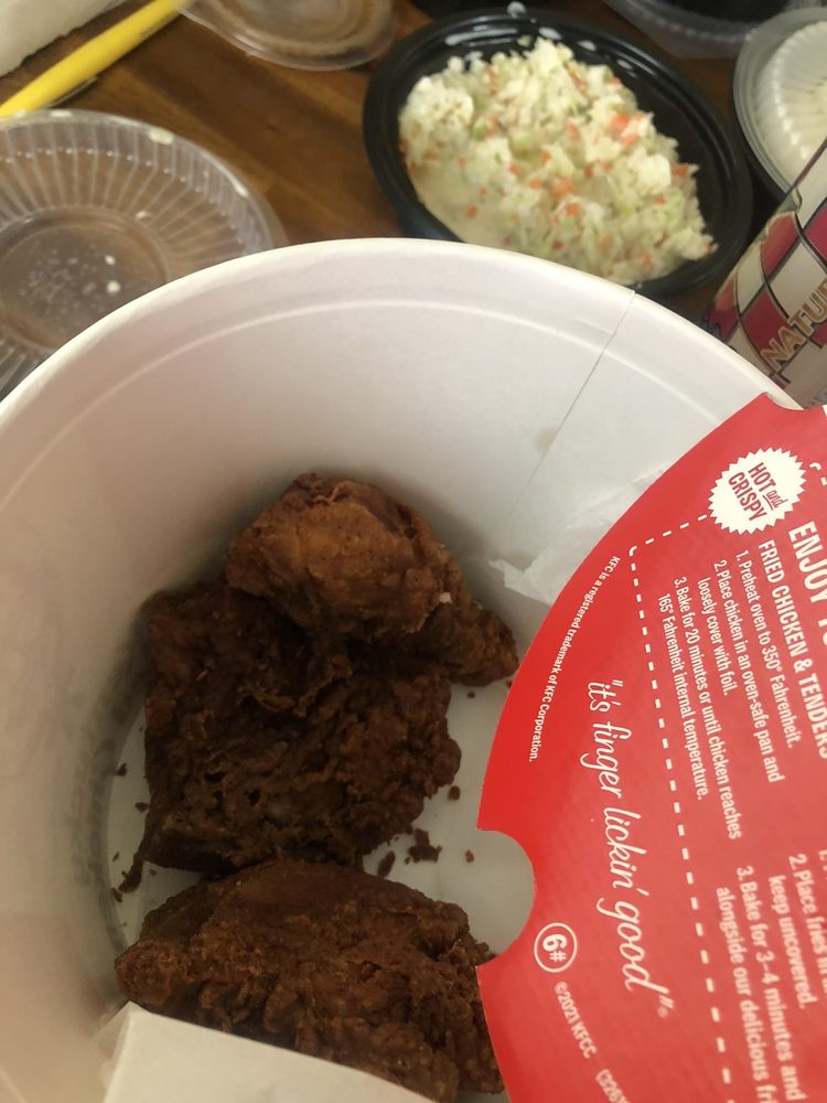 KFC - Updated October 2025 - 29 Reviews - 1110 Madison Ave, Mankato ...