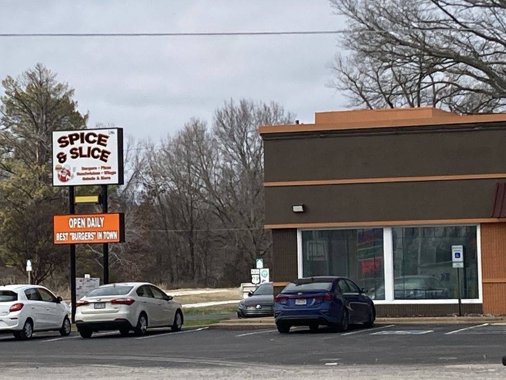 SPICE AND SLICE - Updated May 2024 - 186 Forrest Ave, Marianna, Arkansas - Pizza - Restaurant ...