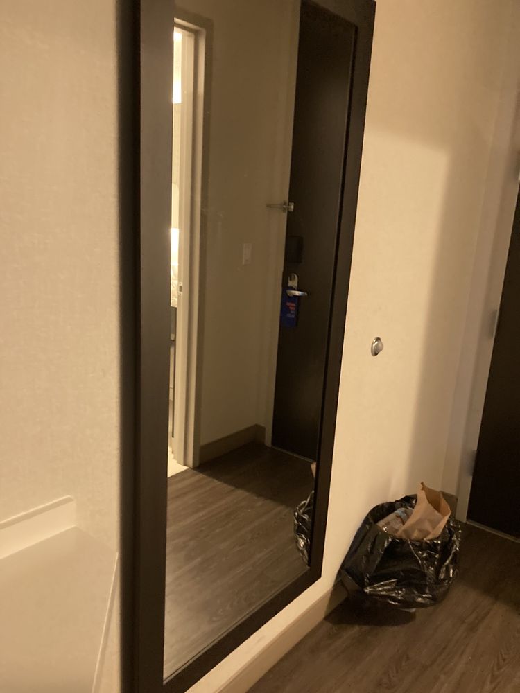 HOLIDAY INN EXPRESS & SUITES WOODSIDE QUEENS NYC - Updated July 2025 ...