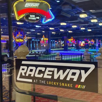 LUCKY SNAKE ARCADE & SPORTS BAR AT SHOWBOAT - Updated August 2025 - 138 ...