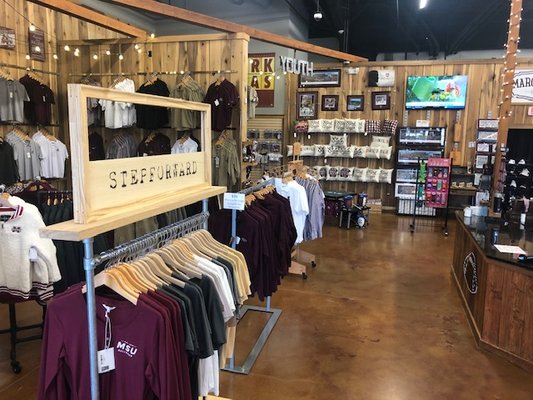 MAROON & CO - Updated August 2025 - 19 Photos - 87 Cottonmill Dr ...