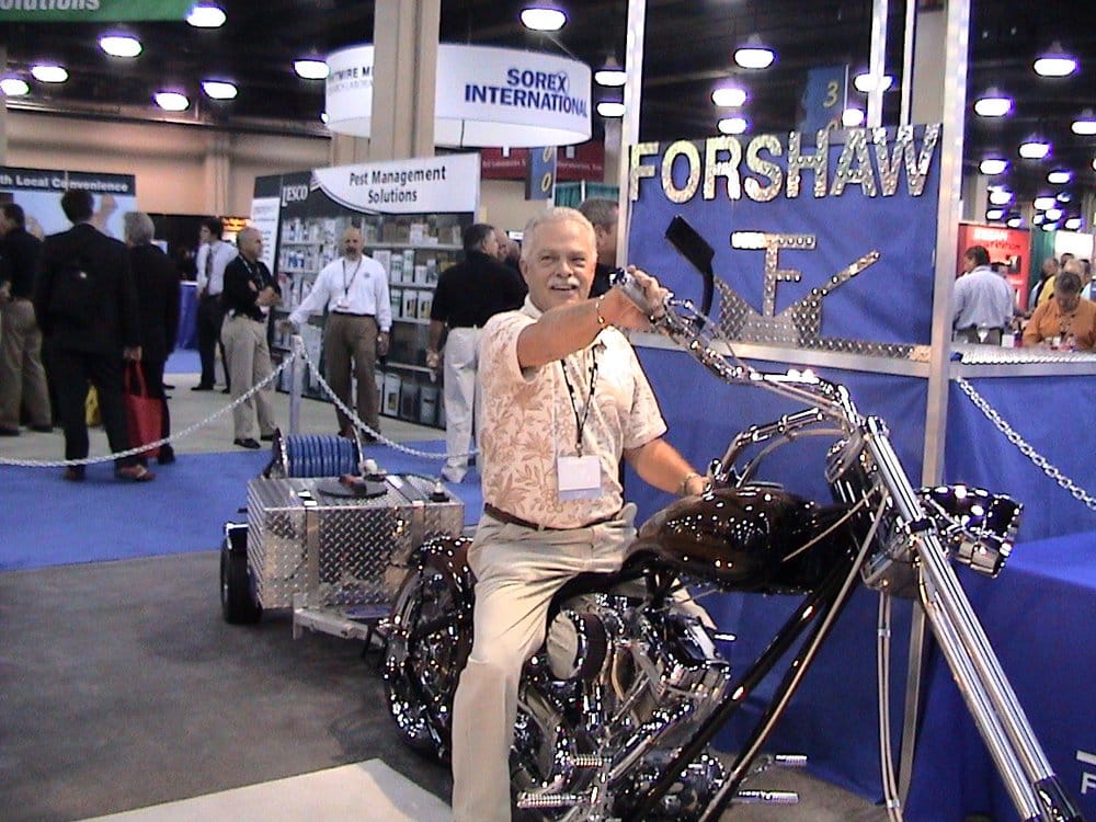 ACE EXTERMINATORS - Updated October 2025 - 17 Photos - 5401 S Rockwell ...