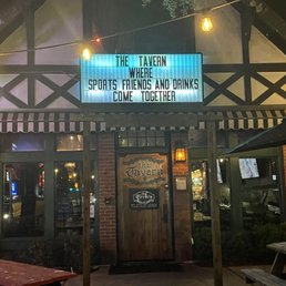THE TAVERN - Updated December 2025 - 313 Photos & 483 Reviews - 922 W ...