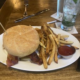 SALT FACTORY PUB - Updated March 2025 - 177 Photos & 202 Reviews - 6000 ...
