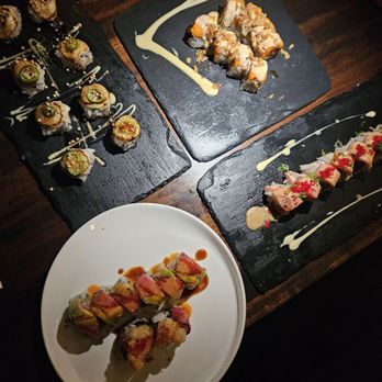 EIGHT SUSHI LOUNGE - Updated July 2024 - 3359 Photos & 1430 Reviews ...