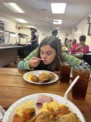 GENESIS FAMILY RESTAURANT - Updated December 2025 - 516 Cheraw St ...