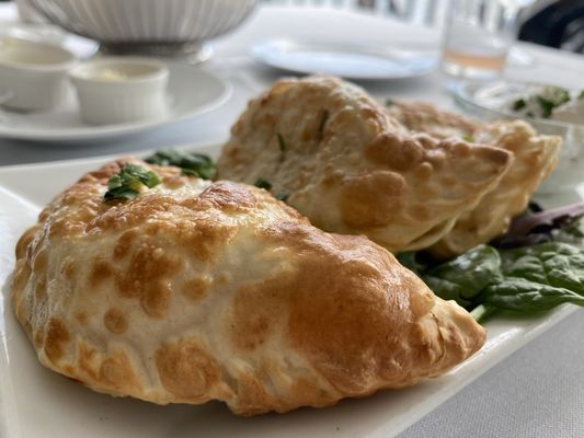 YELLOW DOG CAFE - Updated May 2026 - 729 Photos & 539 Reviews - 905 US ...