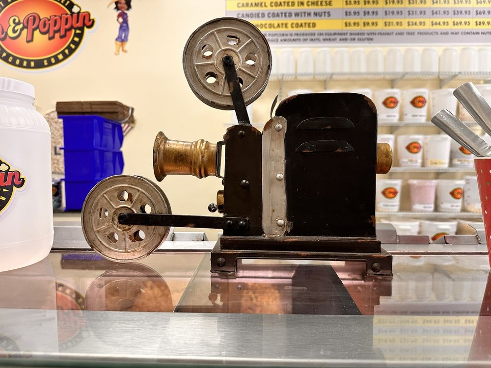 MATERS TATERS & POPCORN - Updated July 2025 - 47 Photos - 5525 Normandy ...