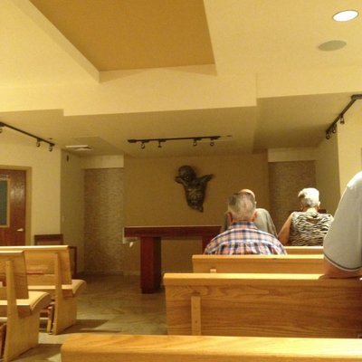 ST VIATOR CATHOLIC CHURCH - Updated December 2025 - 27 Photos & 19 ...