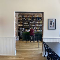 ENDWELL TAVERNA - Updated May 2025 - 49 Photos & 22 Reviews - 107 North ...