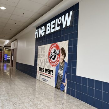 COLONY SQUARE MALL - Updated September 2025 - 44 Photos & 10 Reviews ...