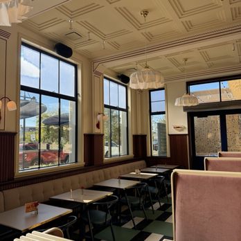 THE METEOR - Updated October 2025 - 97 Photos & 42 Reviews - 1950 Hi ...