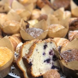 CRAFT FOOD HALL - Updated July 2025 - 500 Beaver Brook Rd, Boxborough ...