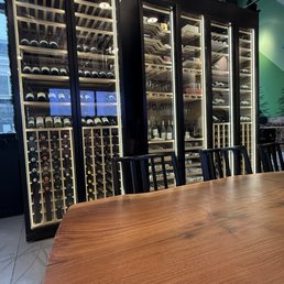 FLOCK - Updated October 2025 - 204 Photos & 47 Reviews - 917 SW Alder ...