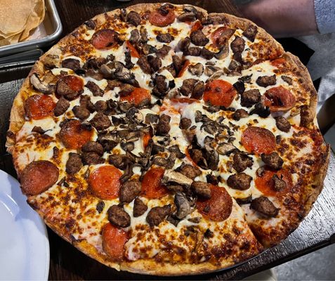 TWO J’S GRILLE - Updated September 2025 - 40 Photos & 112 Reviews ...