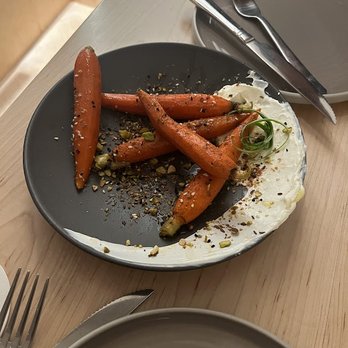 KING PIGEON - Updated July 2025 - 67 Photos & 37 Reviews - 2436 Gilbert ...