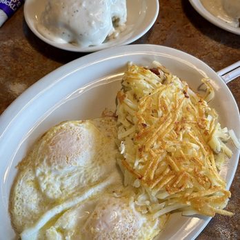 HUCKLEBERRY’S: BREAKFAST & LUNCH - Updated August 2025 - 303 Photos ...