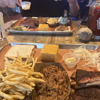 RUSTY CAN - Updated August 2025 - 344 Photos & 584 Reviews - 6 Fruit St ...