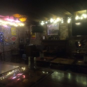 FOX’S LAIR - Updated December 2025 - 89 Photos & 28 Reviews - 349 ...