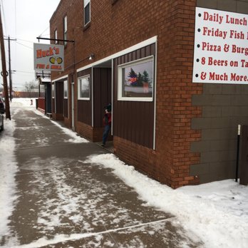 HUCK’S PUB AND GRILL - Updated January 2026 - 13 Photos - 11358 H-40 ...