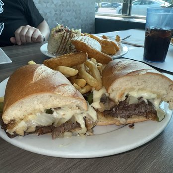 METROPOLIS DINER - Updated January 2026 - 136 Photos & 150 Reviews ...