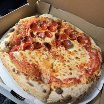 PIZZA TERRA - Updated May 2025 - 58 Photos & 69 Reviews - 302 Melton Rd ...