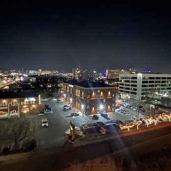 HOLIDAY INN EXPRESS SPOKANE-DOWNTOWN - Updated October 2024 - 59 Photos ...