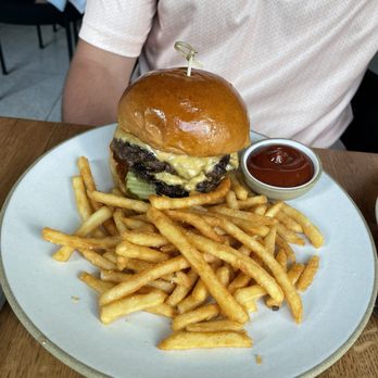 LAYLINE - Updated August 2025 - 174 Photos & 80 Reviews - 301 Water St ...