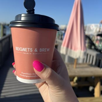 BEIGNETS & BREW - Updated June 2025 - 120 Photos & 78 Reviews - 309 ...