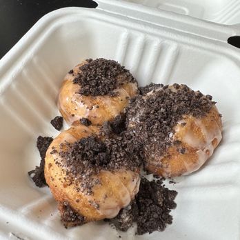 ASTRO DOUGHNUTS & FRIED CHICKEN - Updated November 2024 - 47 Photos ...