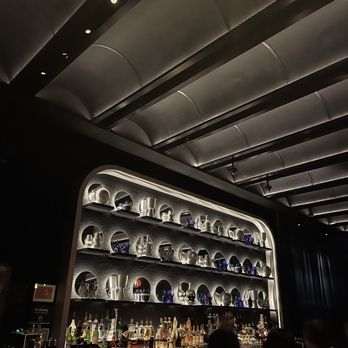 SILVER LINING LOUNGE - Updated December 2025 - 68 Photos & 27 Reviews ...