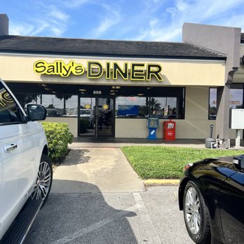 SALLY’S DINER - Updated October 2025 - 51 Photos & 53 Reviews - 899 Sr ...