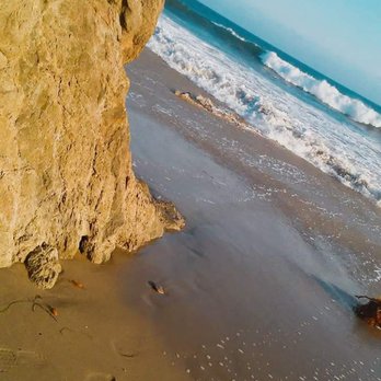 LECHUZA BEACH - Updated September 2025 - 81 Photos & 51 Reviews - Broad Beach Rd, Malibu ...