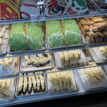 MAZZETTI’S BAKERY - Updated September 2024 - 1453 Photos & 1526 Reviews ...