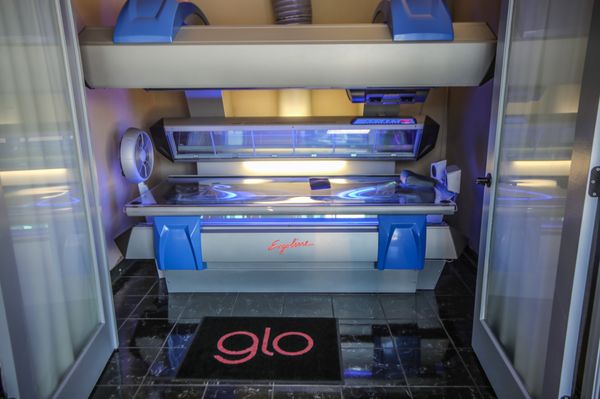 GLO TANNING - SPRINGFIELD - Updated March 2025 - 13 Photos - 2200 N ...