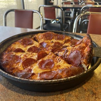 MOZZI’S PIZZA - Updated October 2025 - 81 Photos & 84 Reviews - 2221 W ...