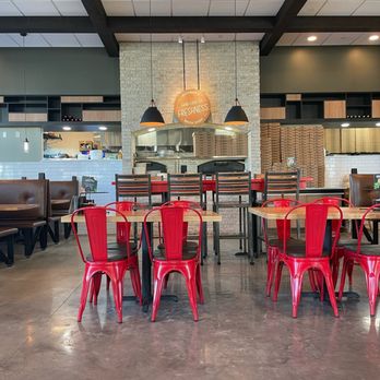 FLIPPERS PIZZERIA - Updated December 2025 - 21 Photos & 24 Reviews ...