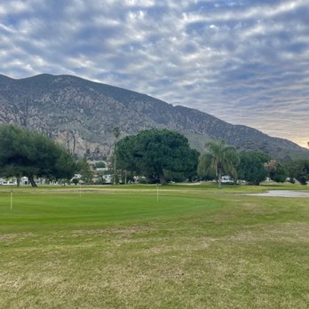 CAMARILLO SPRINGS GOLF COURSE - Updated April 2024 - 74 Photos & 119 ...