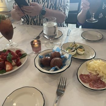 NO. 246 - Updated May 2025 - 1187 Photos & 1012 Reviews - 129 E Ponce ...