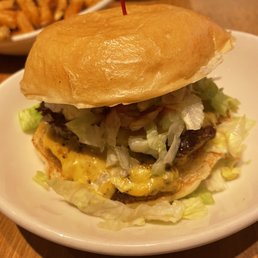 HIHO CHEESEBURGER | SANTA MONICA - Updated December 2025 - 1228 Photos ...