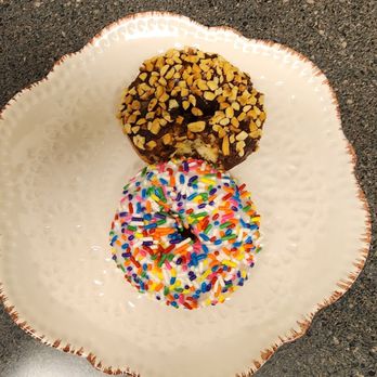 DONUT 7 - Updated August 2025 - 181 Photos & 317 Reviews - 11005 Burnet ...