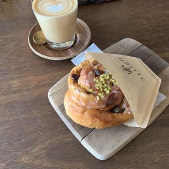 GLITCH COFFEE & ROASTERS - 175 Photos & 39 Reviews - 神田錦町3-16, 千代田区 ...