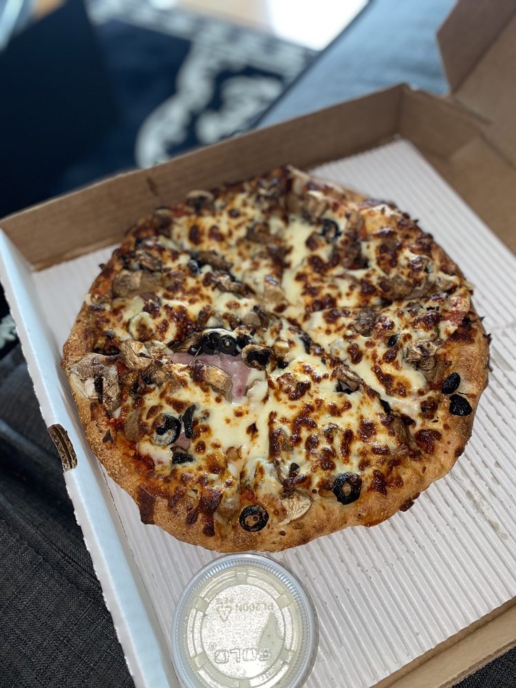 ROMIO’S PIZZA PUB - 35 Photos & 79 Reviews - Pizza - 1011 Pike St ...