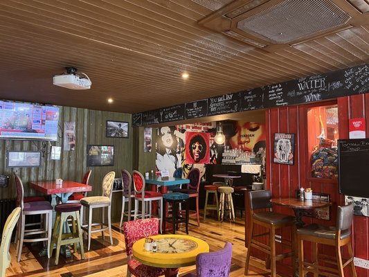 FOLEY’S BAR - Updated December 2025 - 81 Photos & 62 Reviews - 1 ...