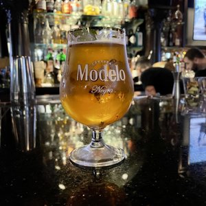 REINERS BAR & GAME ROOM - 39 Photos & 33 Reviews - 11 Dorrance St ...