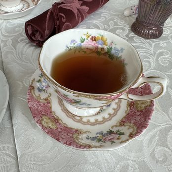 LISA’S TEA TREASURES - Updated May 2024 - 718 Photos & 242 Reviews ...