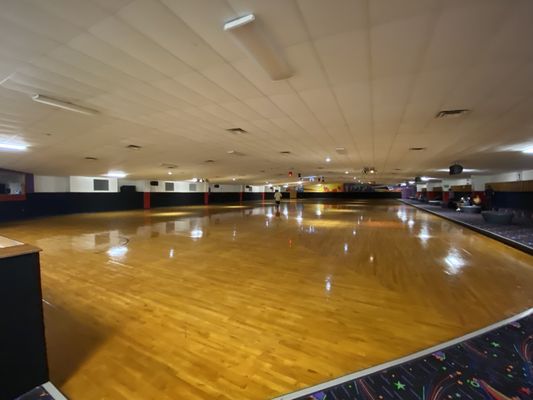 SOUTHERN SKATES ROLLER RINK - Updated December 2025 - 10 Photos & 11 ...